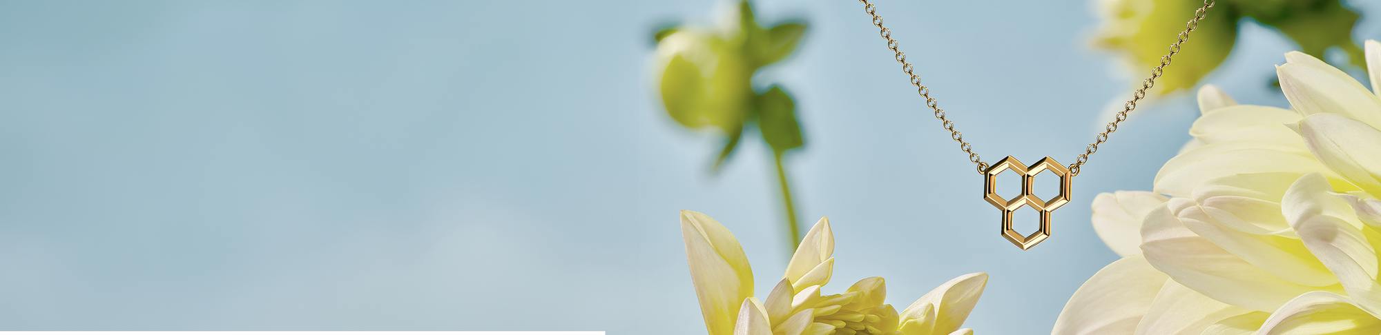 Birks Bee Chic - Bright & Bold Fine Jewelry Collection