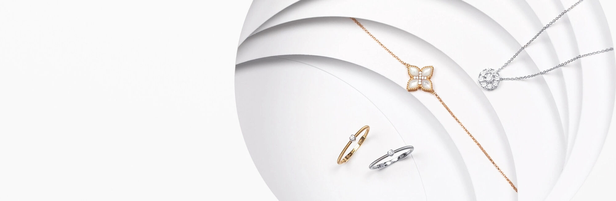 Jewellery at Maison Birks Collection